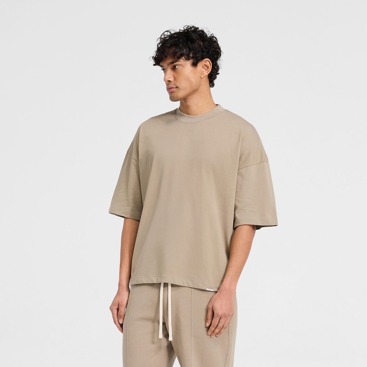 Initial Oversized Boxy T-Shirt | Dune | REPRESENT CLO